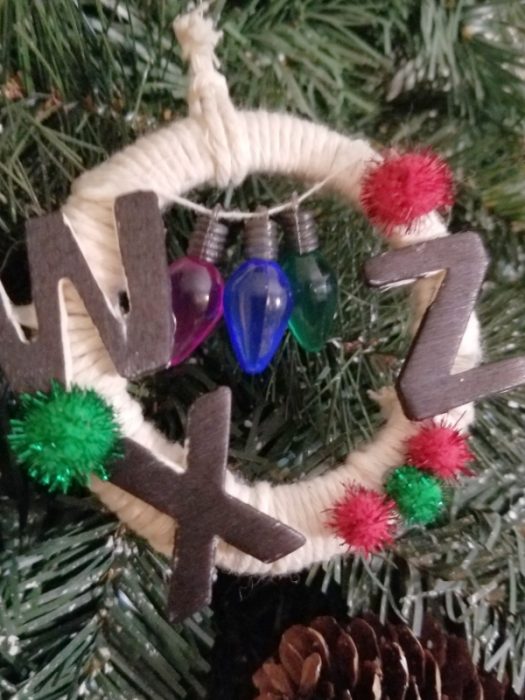 Stranger Things Ornament DIY